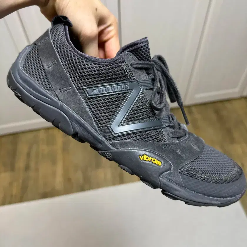 NEW BALANCE | 뉴발란스 New Balance Minimus mt10o Black 280 #뉴발란스,#미니머스,#뉴 ...