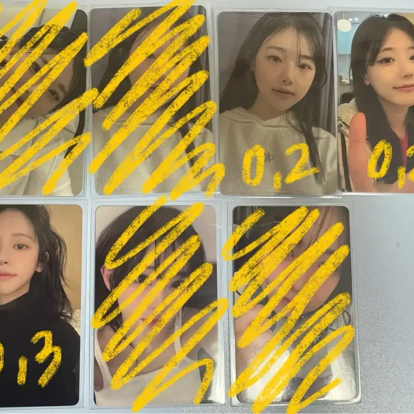 QWER | 큐더블유이알 QWER poca wts #qwer,#qwer디스코드,#qwer포카,#qwer미공포,#qwer히나 on Bunjang Global Site.