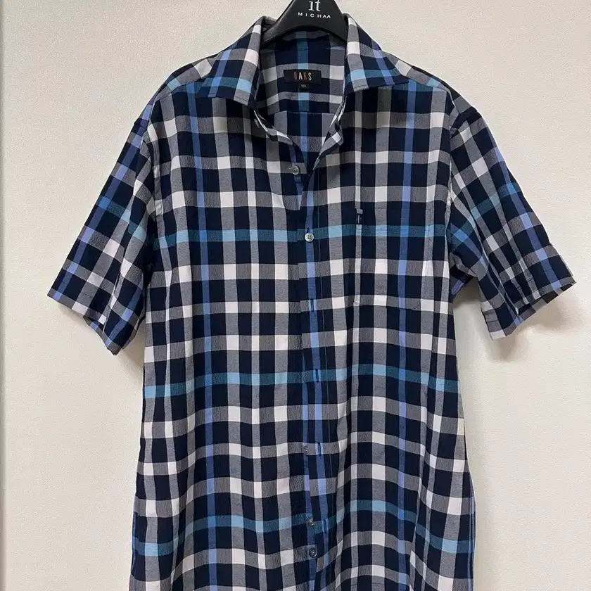 DAKS | 닥스 Daks short-sleeved shirt 100 on Bunjang Global Site.