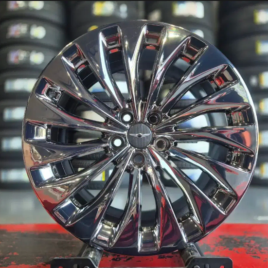 Selling a set of genuine EQ900 19-inch chrome wheels #EQ900휠,#제네시스19인치휠 ...