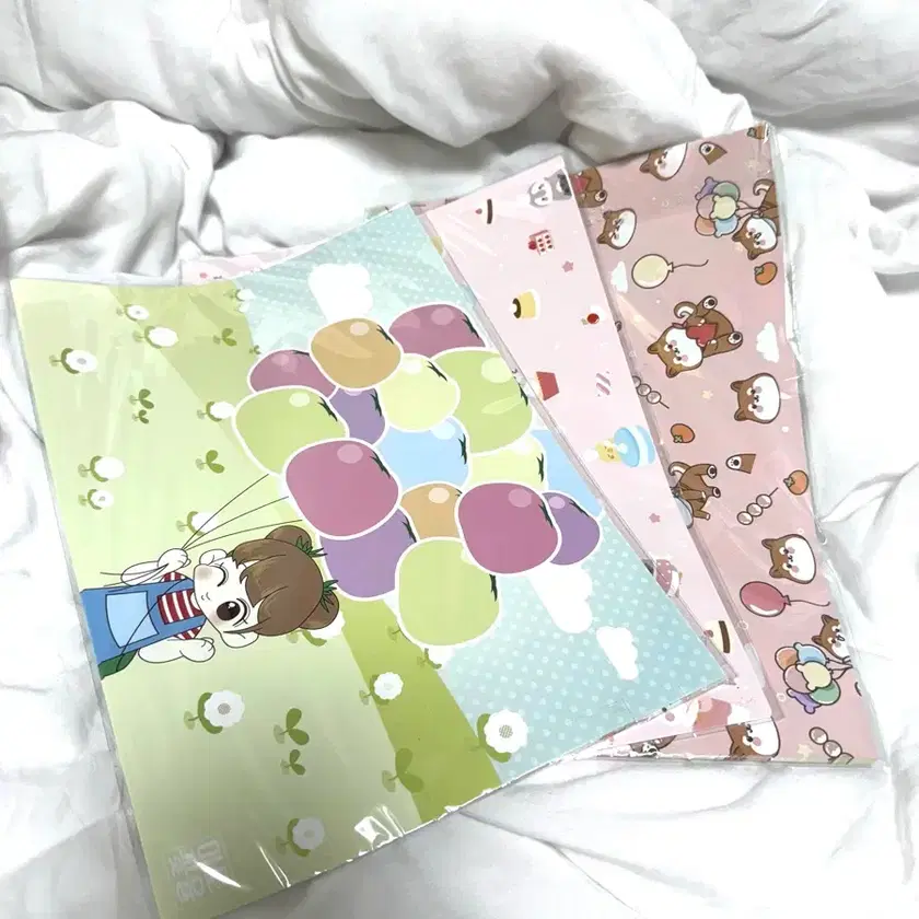 3 types of wrapping paper on Bunjang Global Site.
