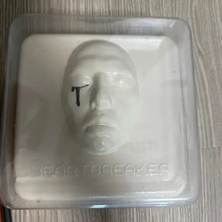 G-DRAGON | 지드래곤 G-dragon GD Heartbreaker album #지드래곤,#지디 on Bunjang ...