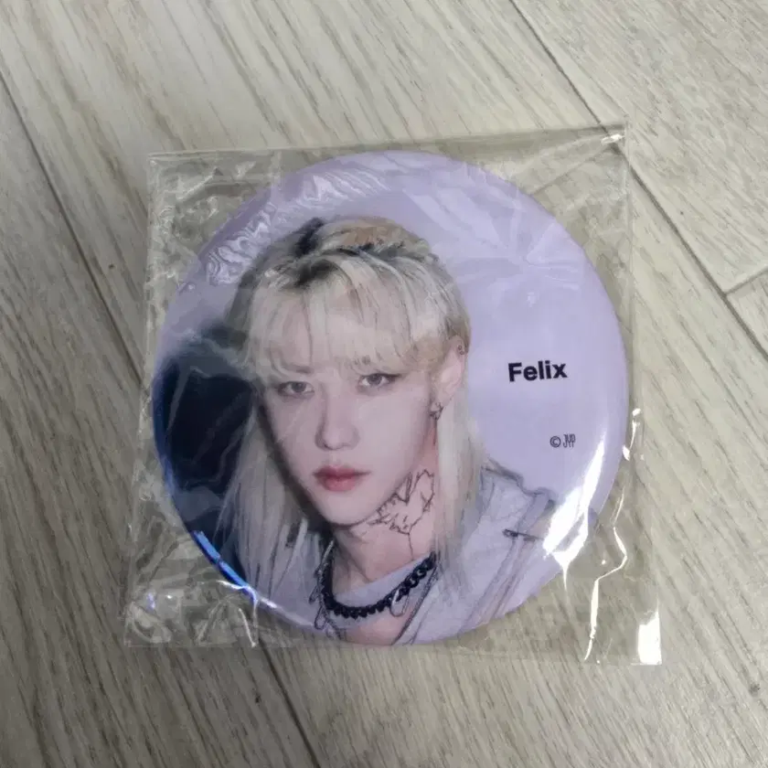 STRAY KIDS | 스트레이키즈 Stray Kids Felix Lee Youngbok Sorikkun Japan Badge ...