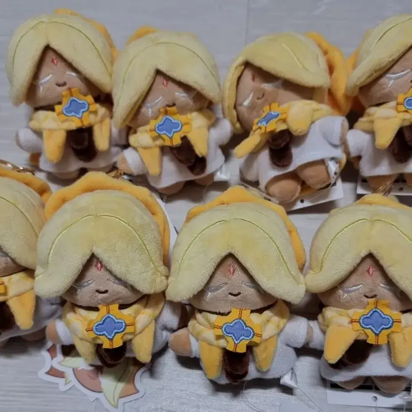 Cookie Run Kingdom Pure Vanilla x8 Keyring Plush Doll Fubba Shemil ...