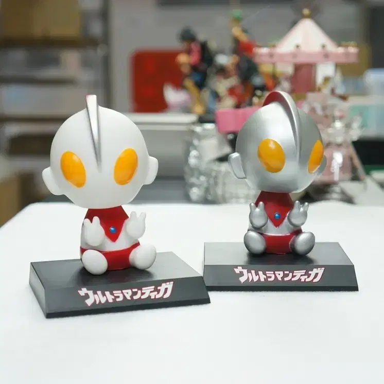 Ultraman Shaking Head Doll Kidult Figure Shaking Bobblehead 2 Types ...