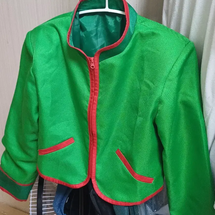 Hunter x Hunter Gon Cosplay Costume on Bunjang Global Site.