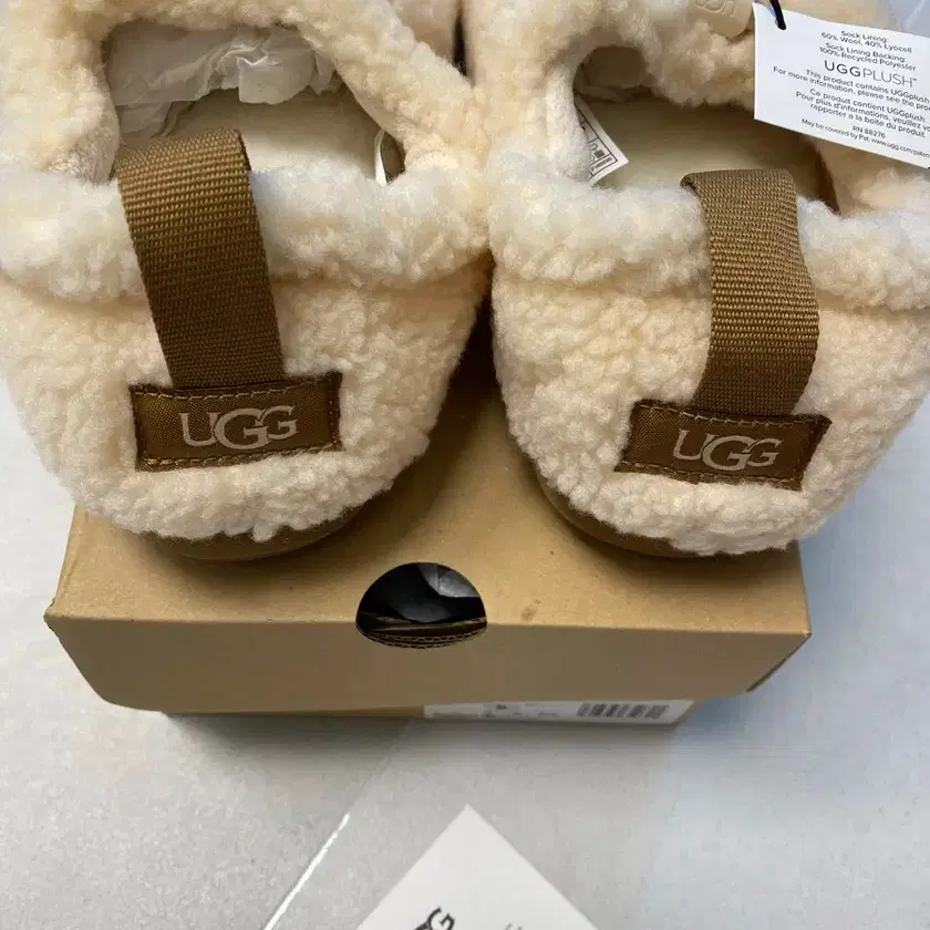 UGG | 어그 Ugg Kids 6 (245) Plush Slippers New Product #Ugg,#어그,#어그245 ...