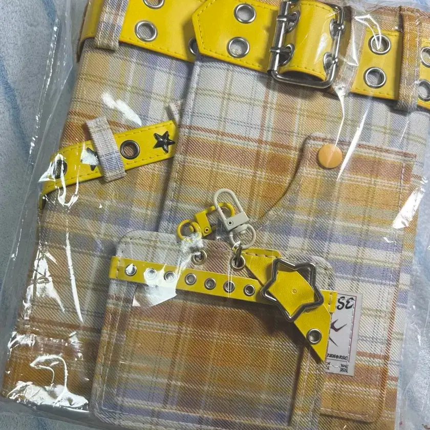 Checkered binder yellow-haneul blue-yellow binder #체크무늬,#바인더,#포카바인더,#a5 ...