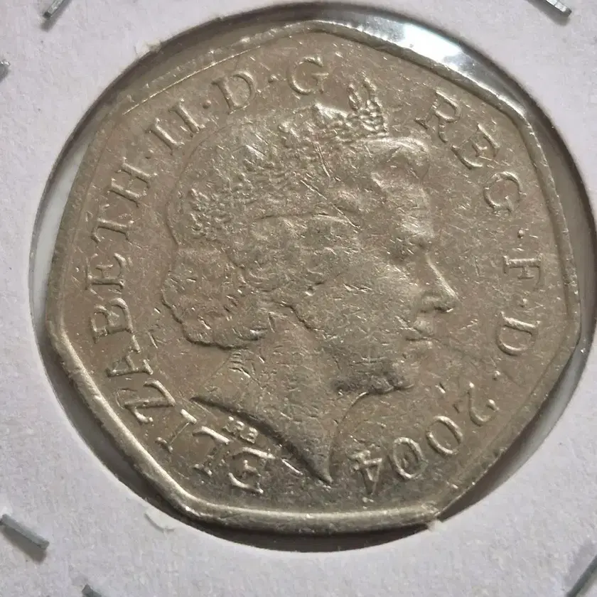 2004 United Kingdom 50 pence coin on Bunjang Global Site.