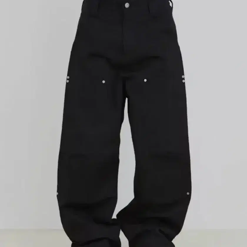 EA NUMEC Carpenter Pants M on Bunjang Global Site.