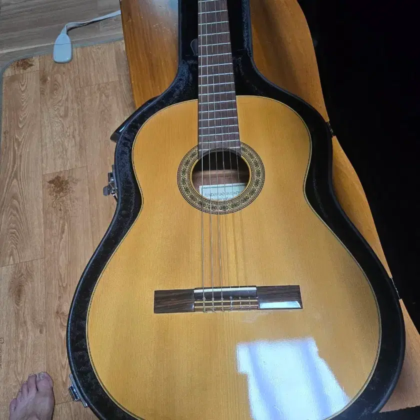Antonio Sanchez Classical Guitar ESTUDIO 2 SPRUS on Bunjang Global Site.