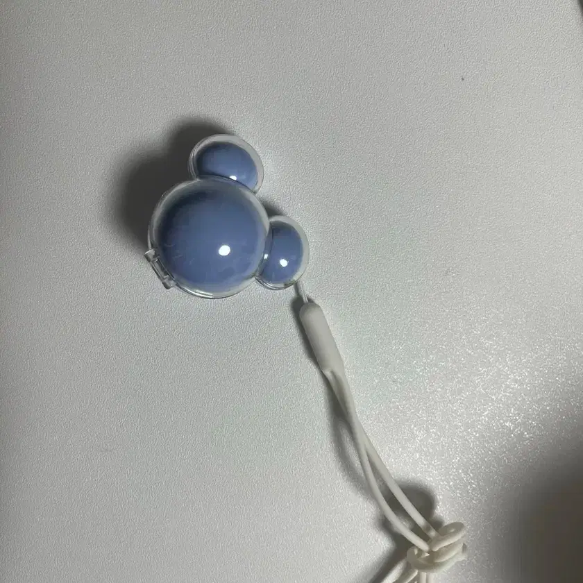 Iriver Mickey Mouse wireless earphones on Bunjang Global Site.