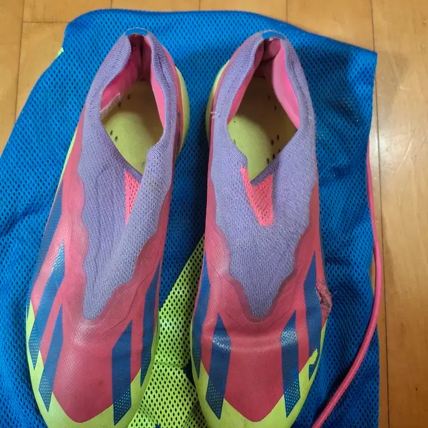 Son Heung-min Limited Edition Soccer Cleats on Bunjang Global Site.