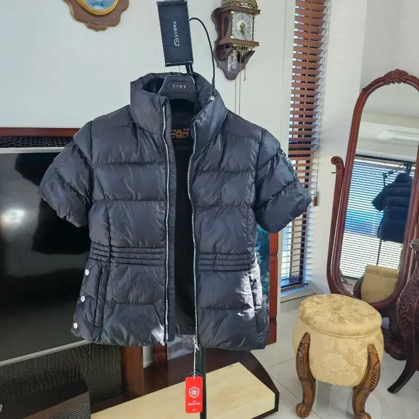 BOB Women's Short-Sleeve Padded Jacket Black (90) Brand New #반품x on ...