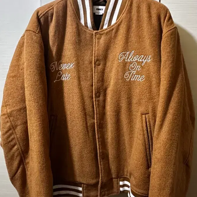 Obey Brown Suga Varsity 2XL Size on Bunjang Global Site.