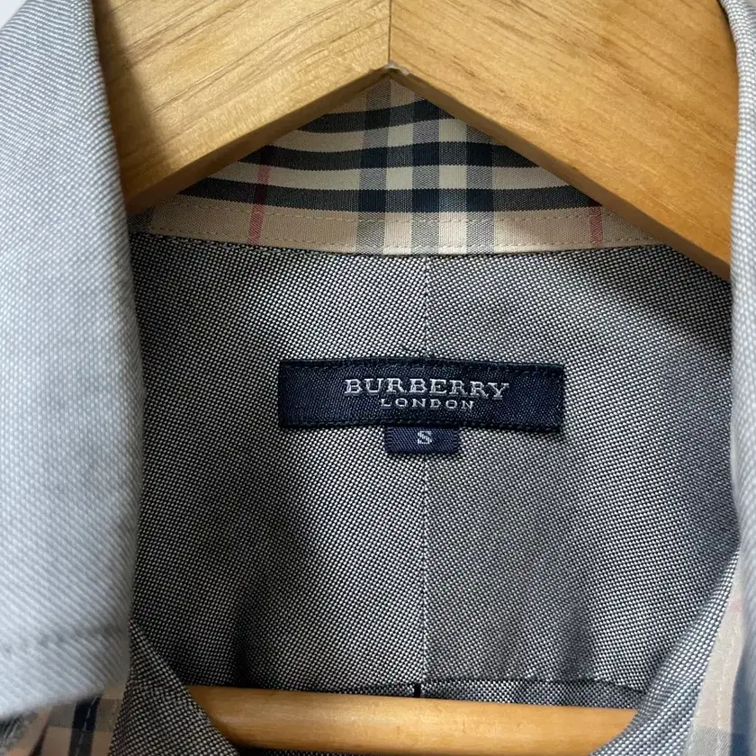 BURBERRY | 버버리 Burberry check gray heating feeling size 90 #버버리,#버버리남방 ...