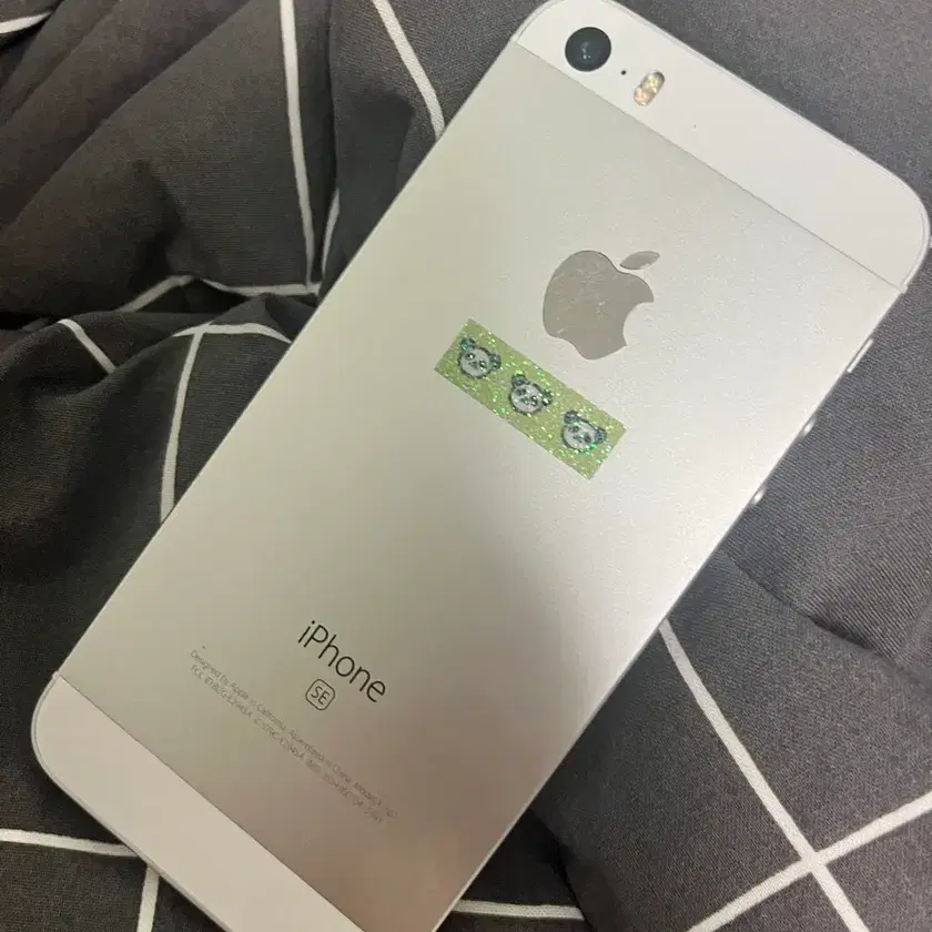 APPLE | 애플 Apple iPhone SE1 Silver 64GB on Bunjang Global Site.