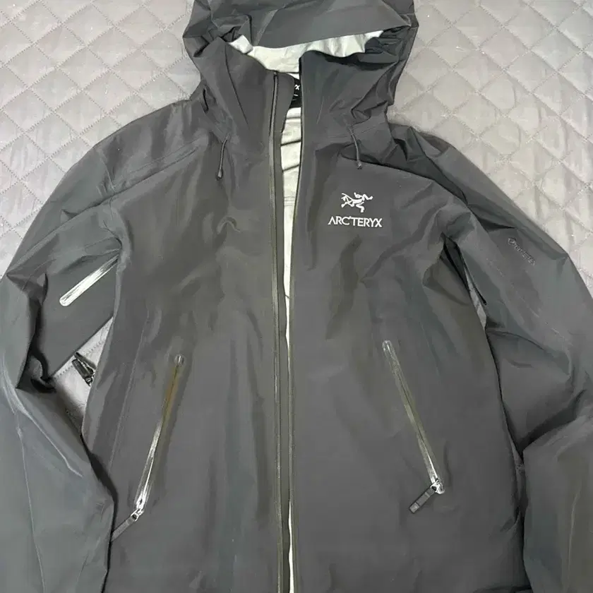 ARC'TERYX | 아크테릭스 Arc'teryx Beta LT Black Size S #아크테릭스,#베타lt,#바람막이 ...