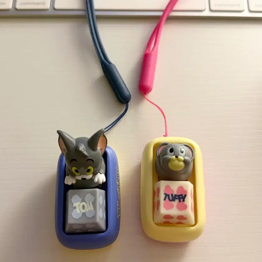 Tom and Jerry Keycap Tuppy Sitting Tom Keyring on Bunjang Global Site.