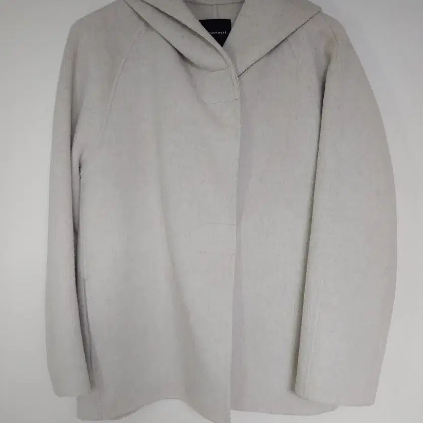 The Cashmere Hooded Half Coat on Bunjang Global Site.