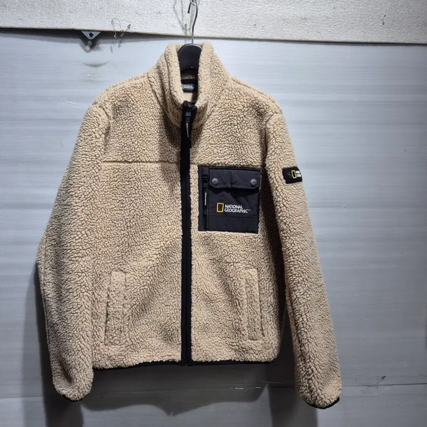 NATIONAL GEOGRAPHIC | 내셔널지오그래픽 National Geographic Fuzzy Fleece Jacket ...