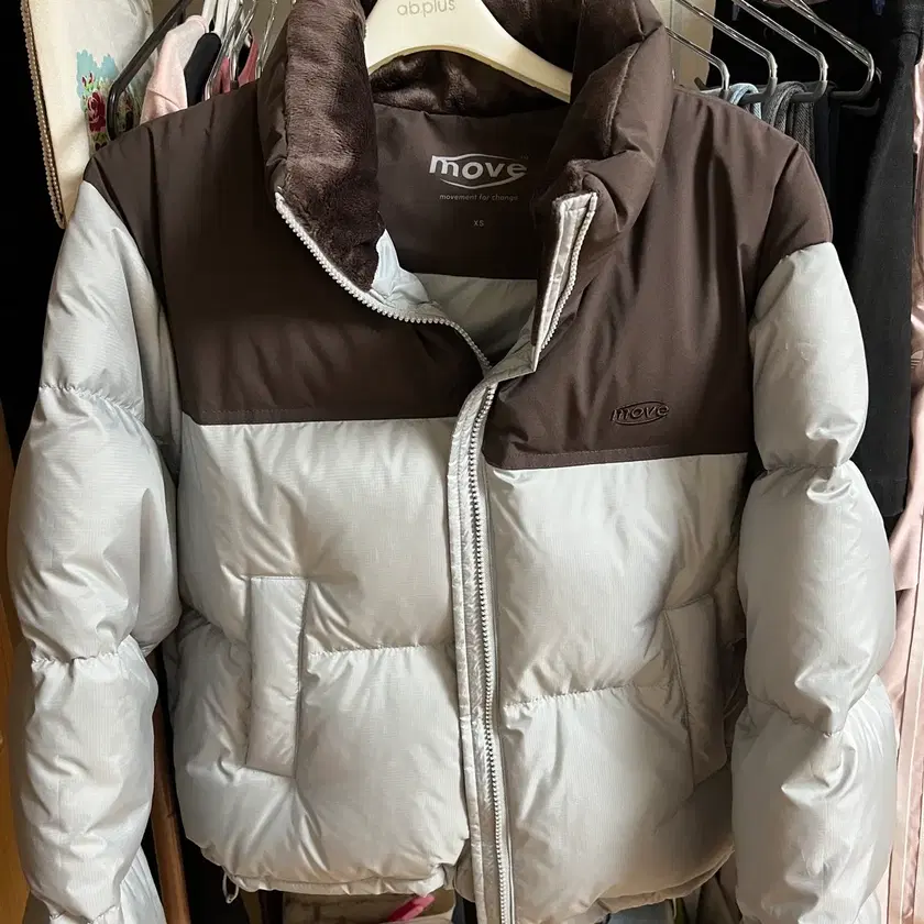 Polham Move Short Padding, Women's XS, Mint Chocolate on Bunjang Global ...