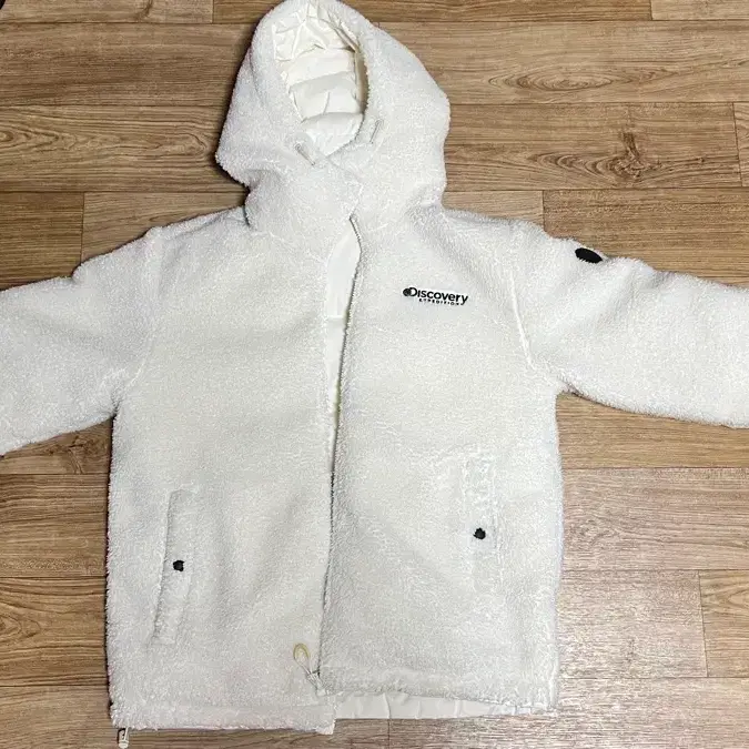 DISCOVERY EXPEDITION | 디스커버리 Discovery Expedition White Reversible ...