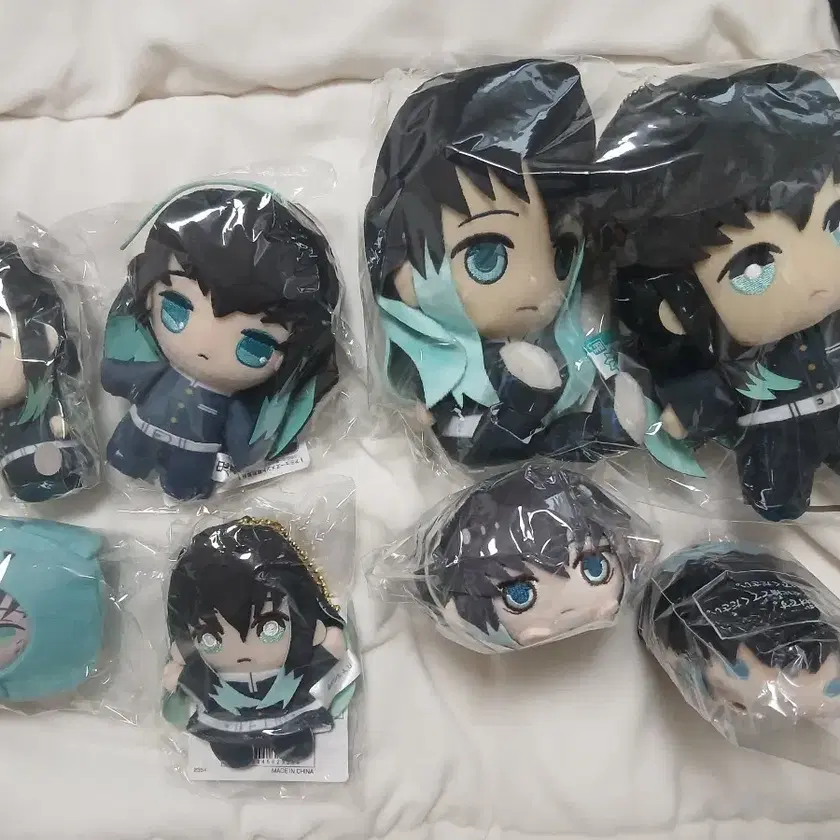 Demon Slayer Muichiro plush, doll on Bunjang Global Site.