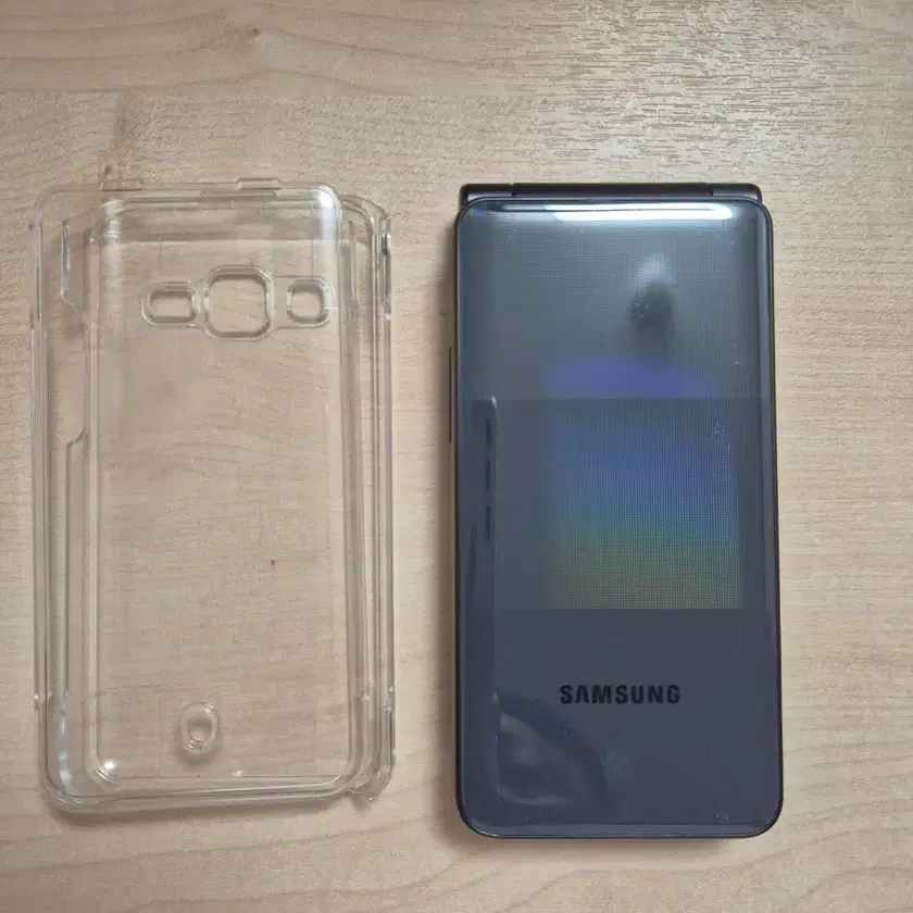 Samsung Galaxy Folder2 sm-g160n on Bunjang Global Site.