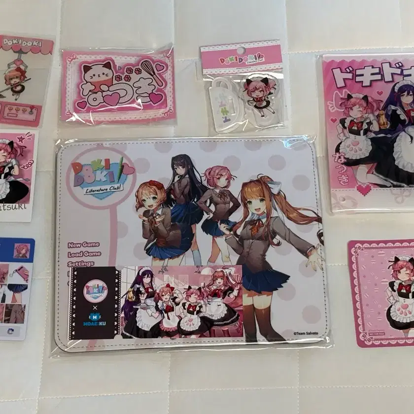 Doki Doki Literature Club Goods Bulk (Natsuki Focus) Mousepad Name Tag ...