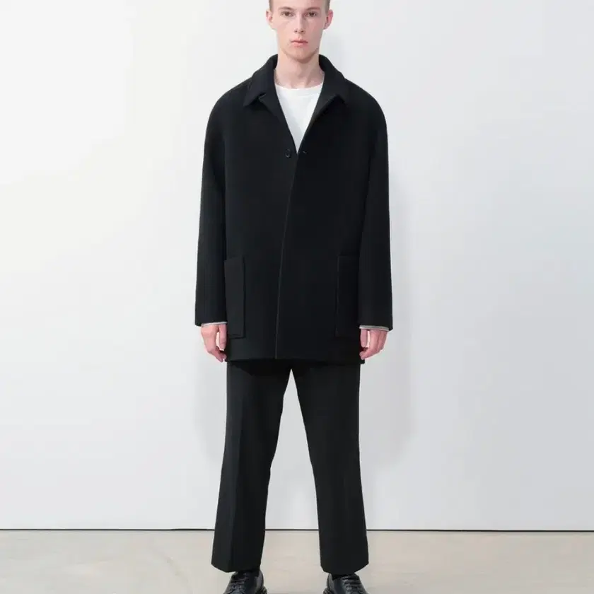 INSILENCE | 인사일런스 Insilence Oversized Half Coat BLACK L on Bunjang ...