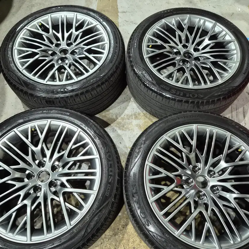 Genesis G90 Stardust 19-inch Wheel Tire Set #g90스타더스트,#g9019인치,#g8019인치 ...