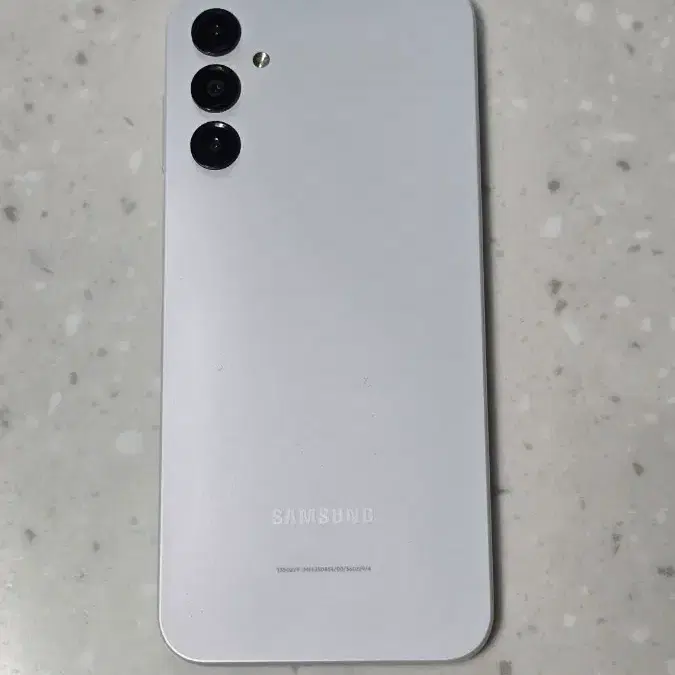 Galaxy Jump 3 White S-class #갤럭시점프3,#점프3,#공기계,#핸드폰 on Bunjang Global Site.