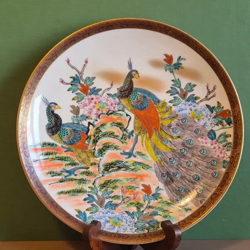 Antique Kutani-yaki. Large decorative plate with flower and bird motif ...