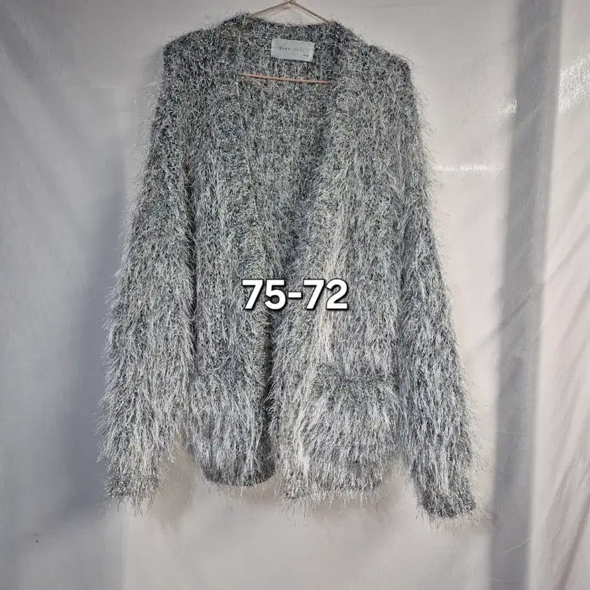 PINN YULL Blue background strand fur cardigan 75-72 #블라우스,#여성블라우스,#빅사이즈 ...