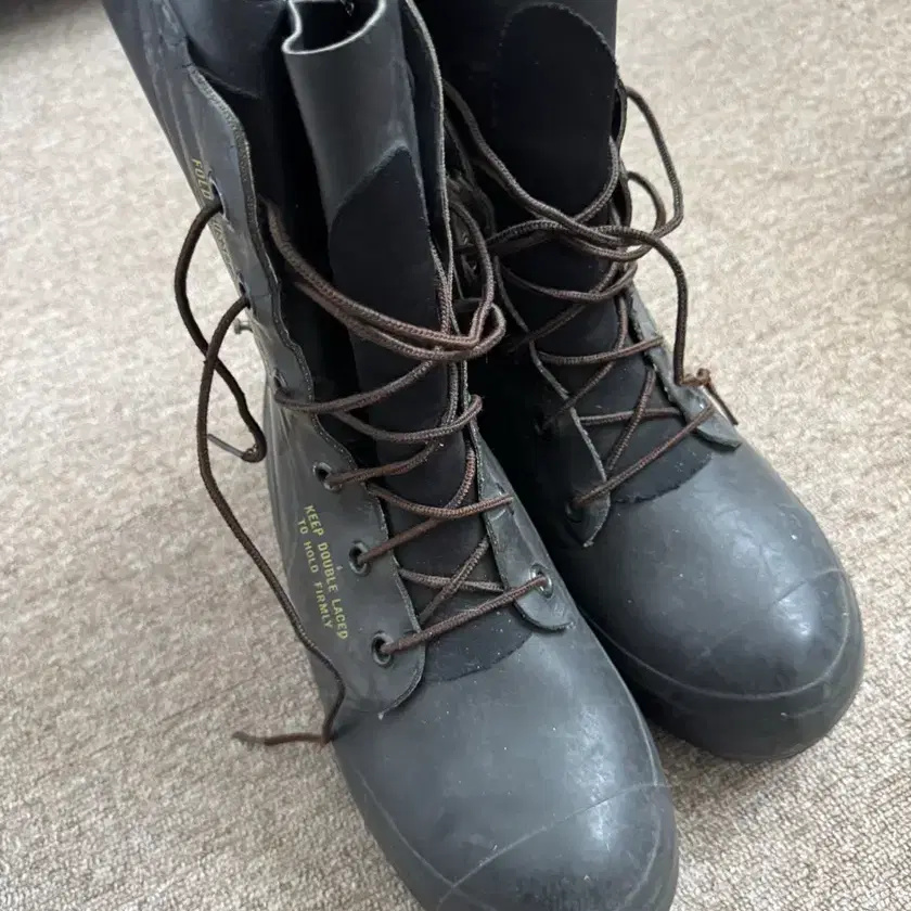 Military BATA Bunny Boots 7R #버니부츠,#군화,#밀리터리,#컴뱃슈즈,#부츠 on Bunjang ...