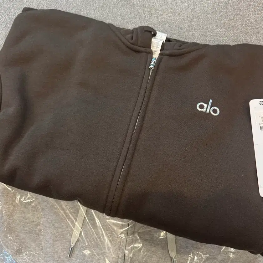 [New Product, Genuine] Selling Alo Espresso Hooded Zip-Up, Directly ...