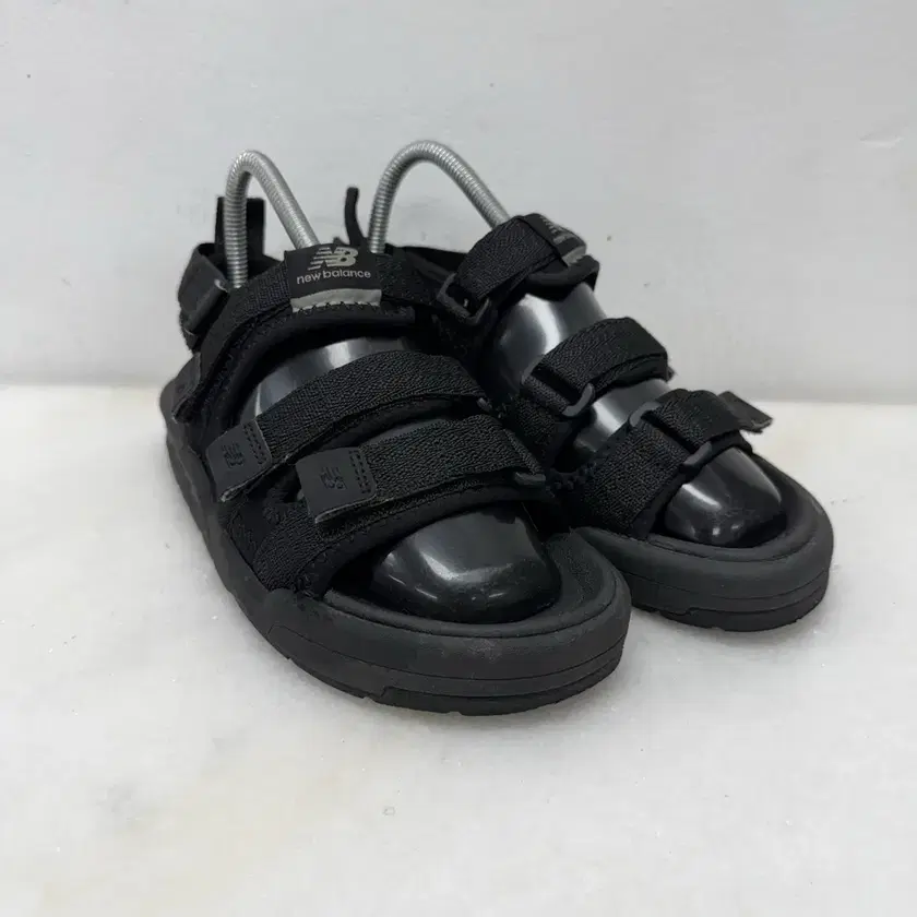 (230) New Balance Sandals. Kara Vahn Black on Bunjang Global Site.