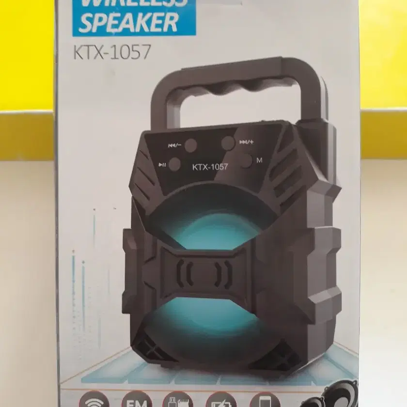 USB-chargeable LED Bluetooth speaker #USB클래식스피커,#사각블루투스스피커,#무선블루투스스피커,#KTX-1057 on Bunjang ...