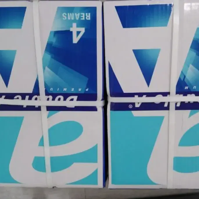 2 boxes of 80g Double A A4 paper, 4000 sheets total on Bunjang Global Site.